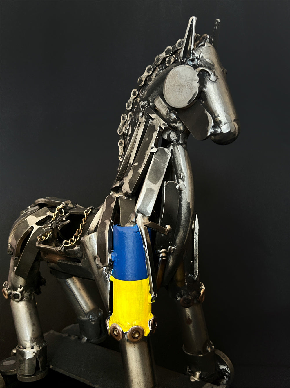 Trojan Horse 25x20x38 (LxWxH) (1105 HS) – Ukraine Aid Ops